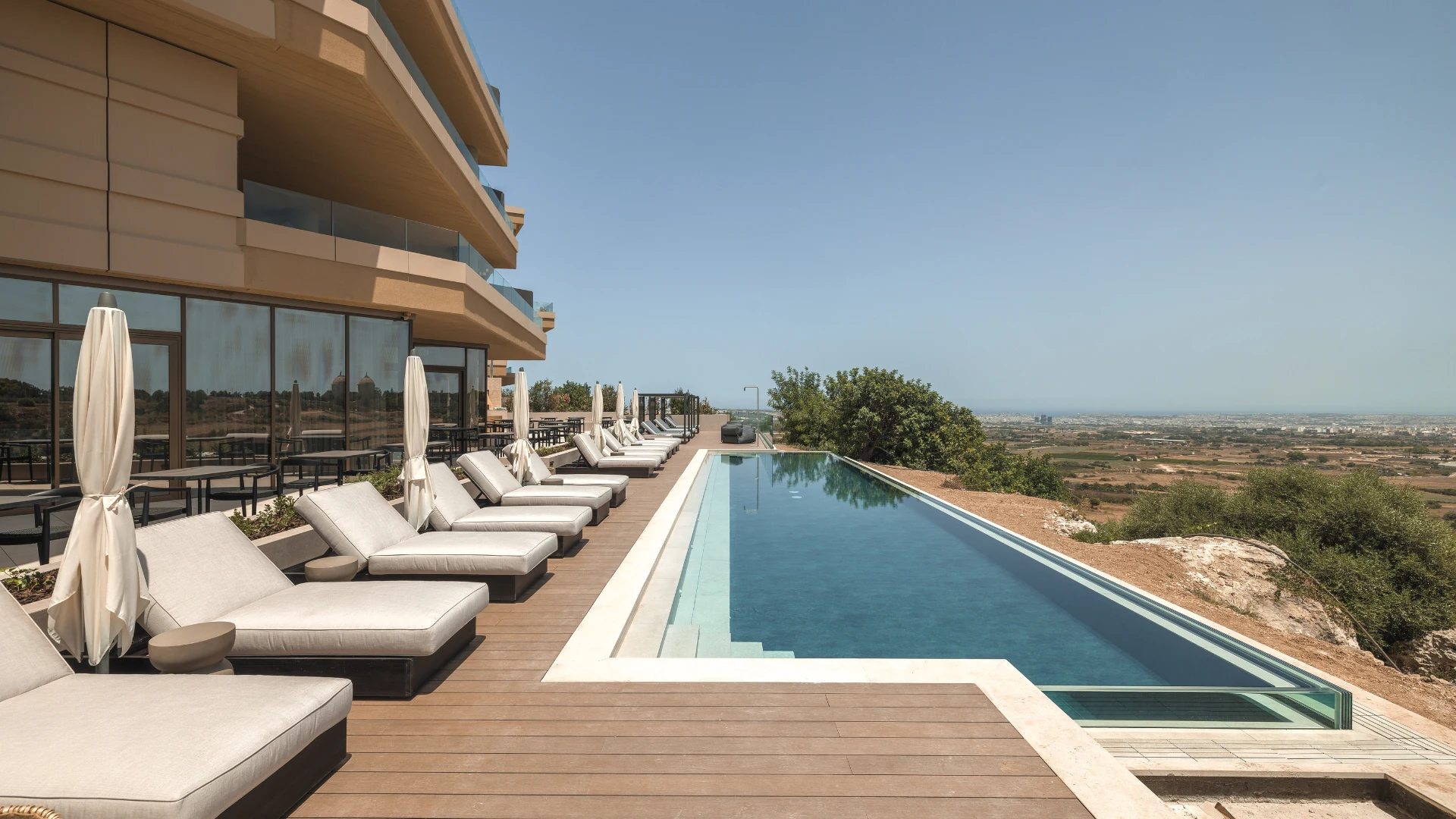 6 Signs You’re Ready for a Hotel Wellness Retreat